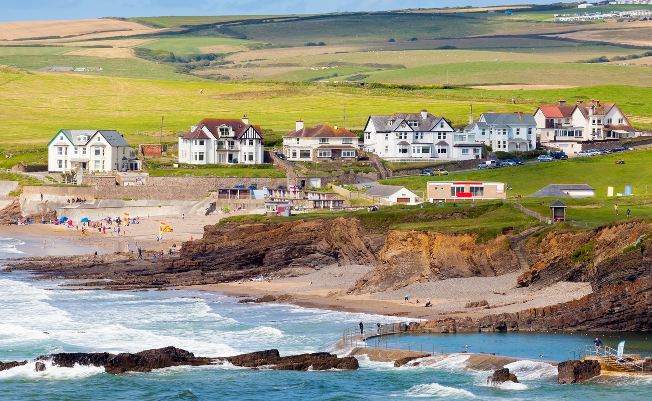 Where to Stay in Cornwall: 14 Best Areas