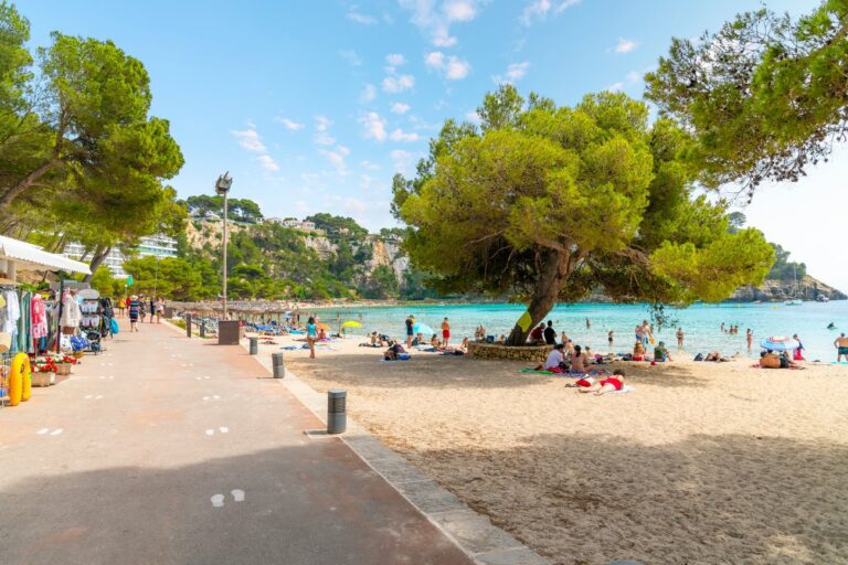 The Ultimate Menorca Travel Guide - The Nomadvisor